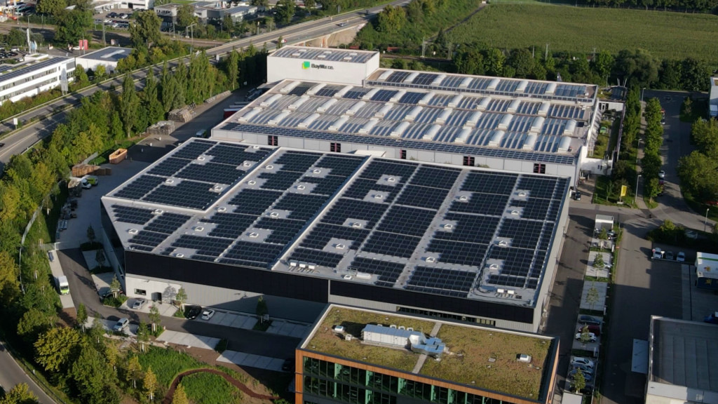 Baywa RE eröffnet Neubau für den Solarhandel – mit vollem Solardach