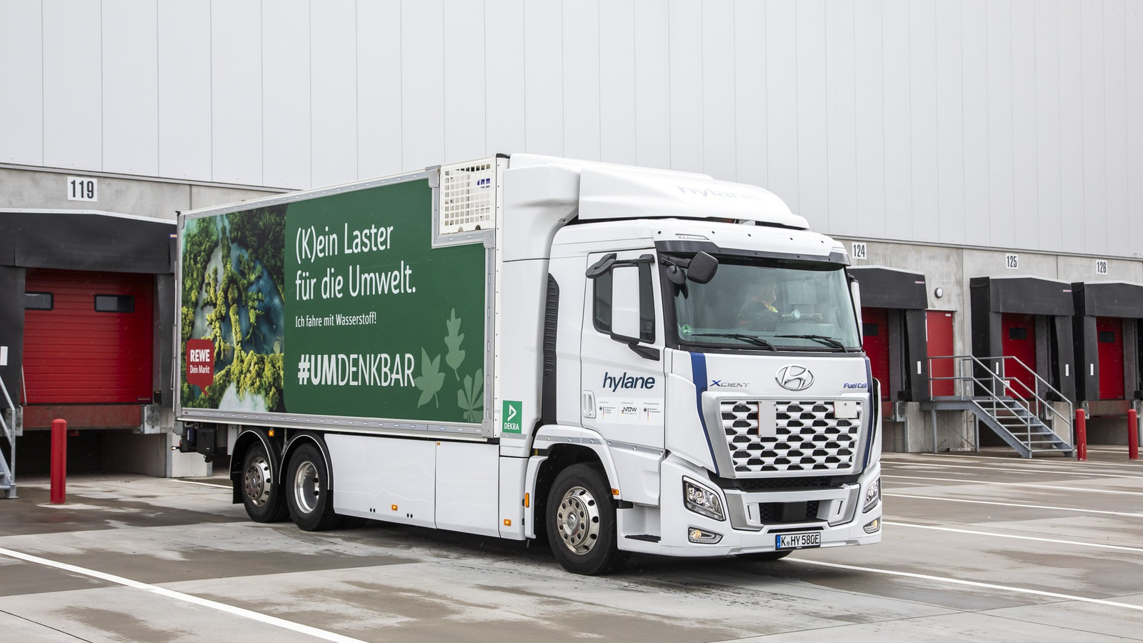 Rewe Nord spart 90 Prozent CO2 mit Wasserstoff-Lkw
