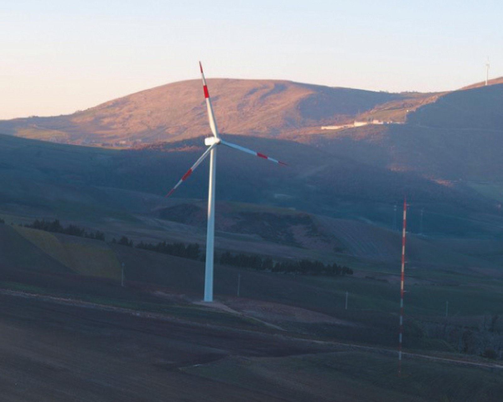 A N Z E I G E - ONE STOP WIND SHOP for wind measurement and bankability